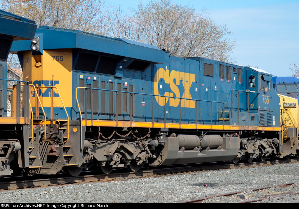 CSX 755
